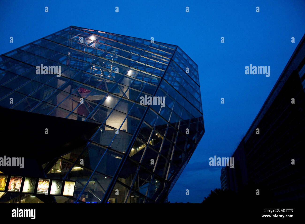 Ufa cinema palace -Fotos und -Bildmaterial in hoher Auflösung – Alamy