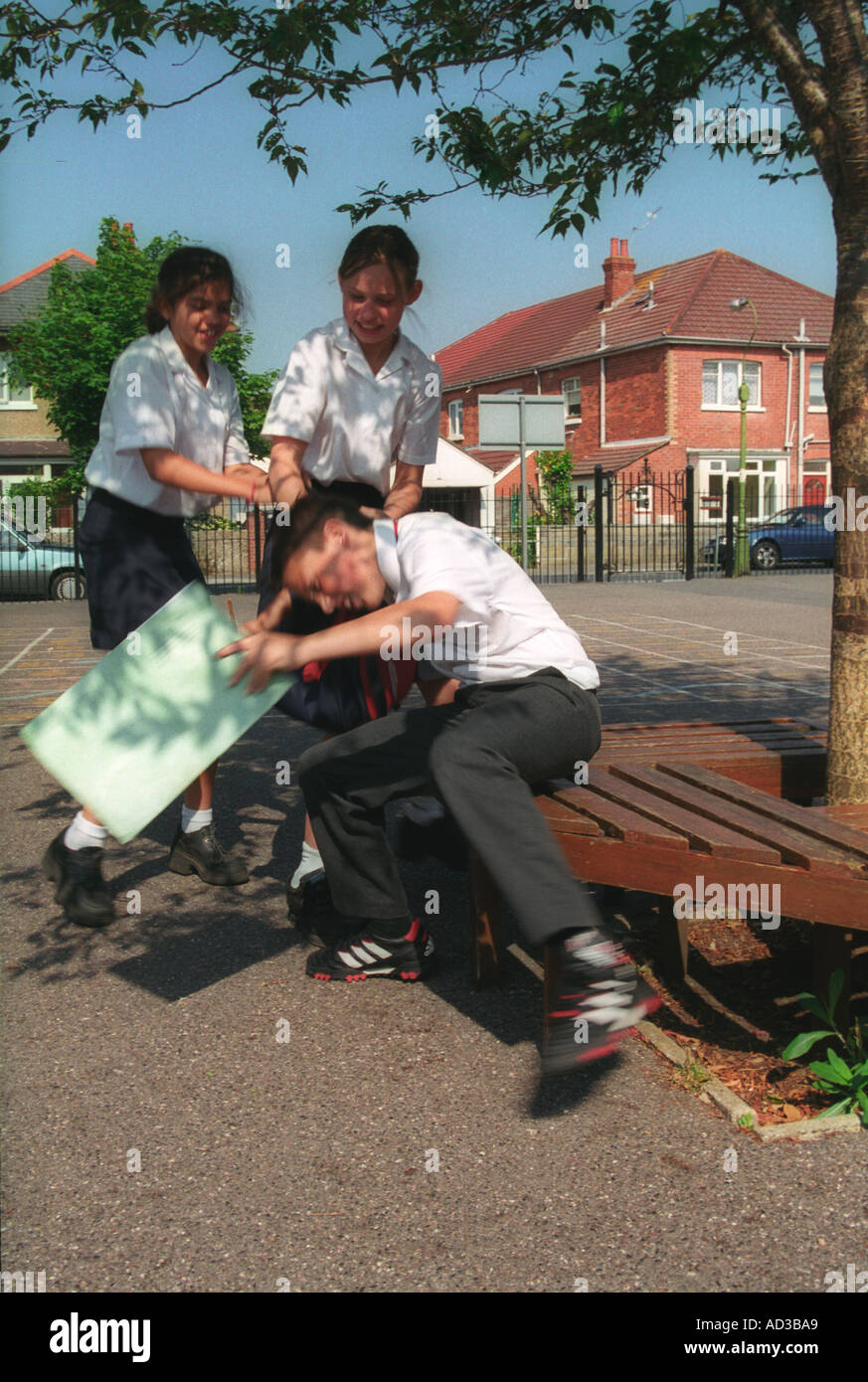 Girls Bullying A Boy Stockfotos und -bilder Kaufen - Alamy