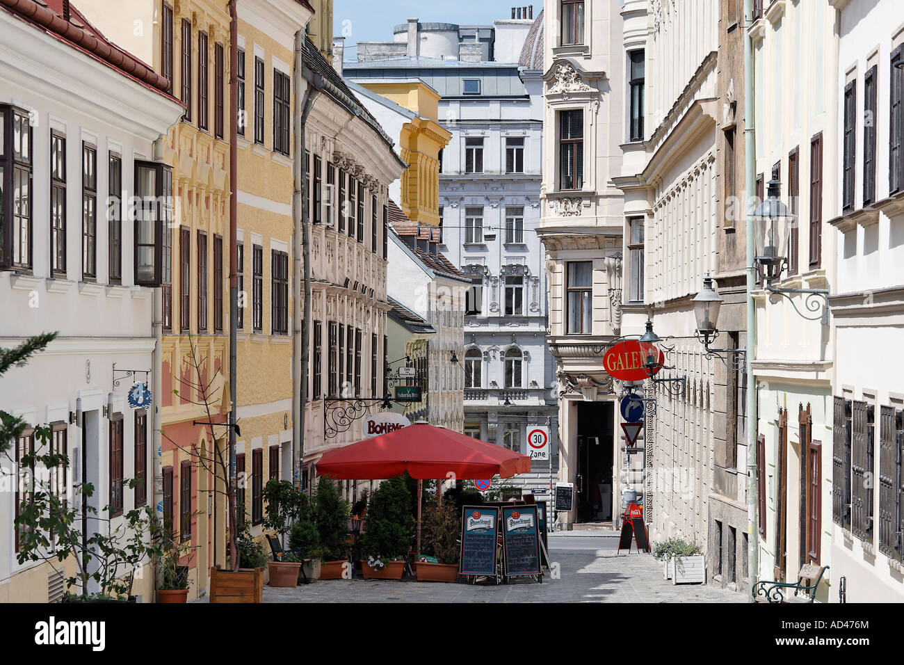 Biedermeier Architecture Stockfotos & Biedermeier Architecture Bilder ...