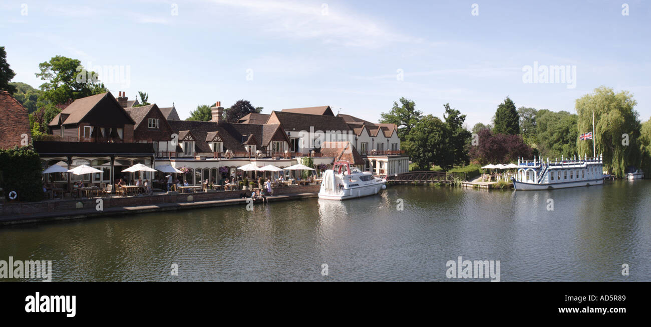 Goring Pub Stockfotos und -bilder Kaufen - Alamy