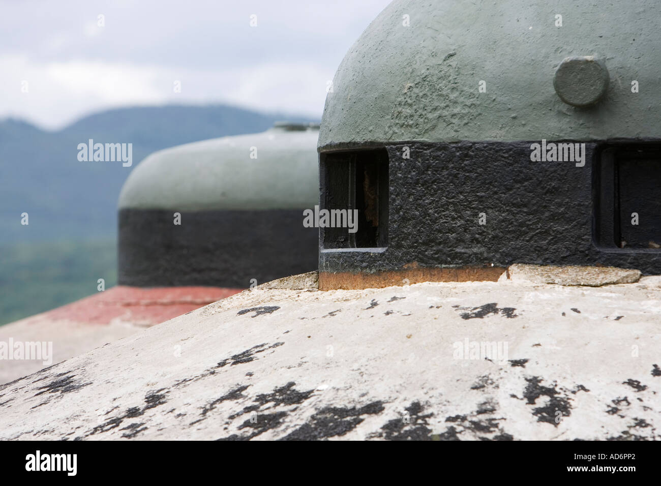 French maginot line bunker -Fotos und -Bildmaterial in hoher Auflösung ...