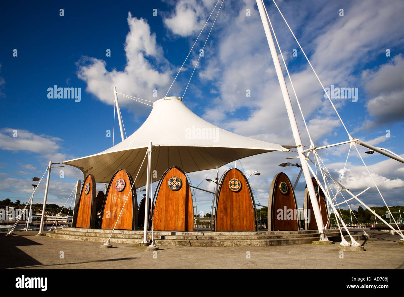 Skulptur, vertritt das Erbe der Wikinger auf Millennium Plaza, The ...