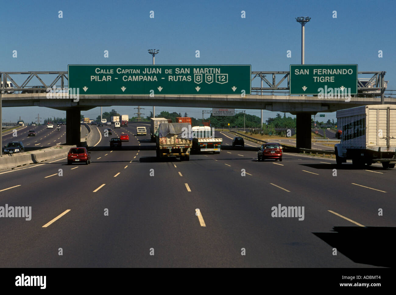 American motorway -Fotos und -Bildmaterial in hoher Auflösung – Alamy