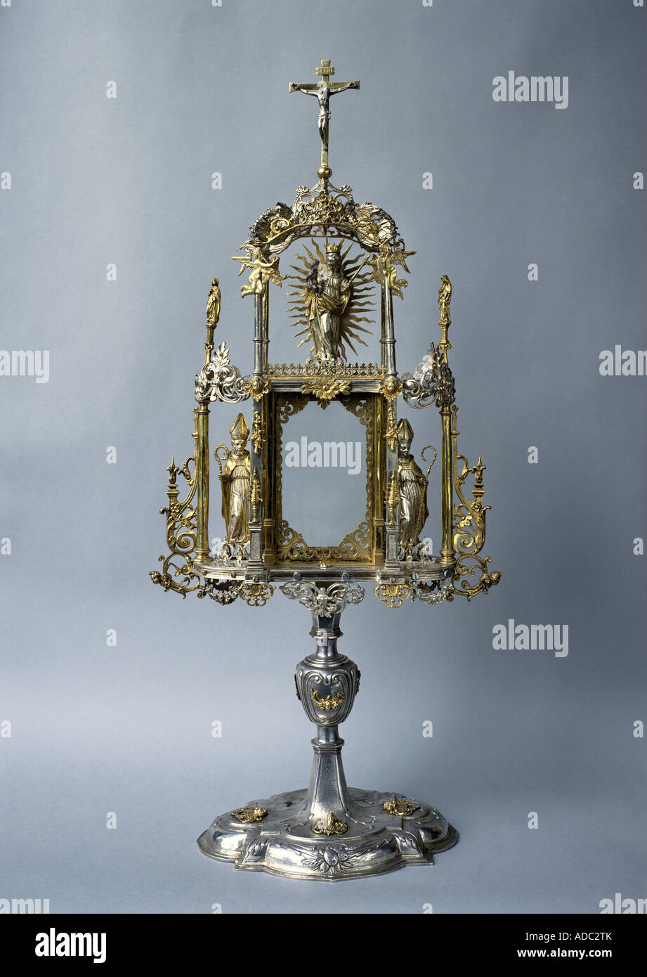 Monstranz Liturgisch Stockfotos und -bilder Kaufen - Alamy