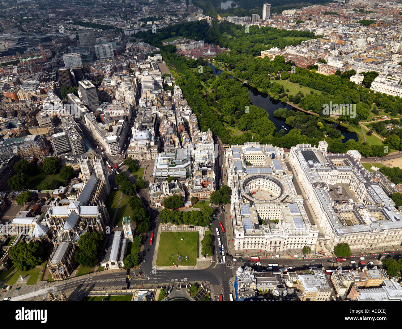 Whitehall london aerial -Fotos und -Bildmaterial in hoher Auflösung – Alamy