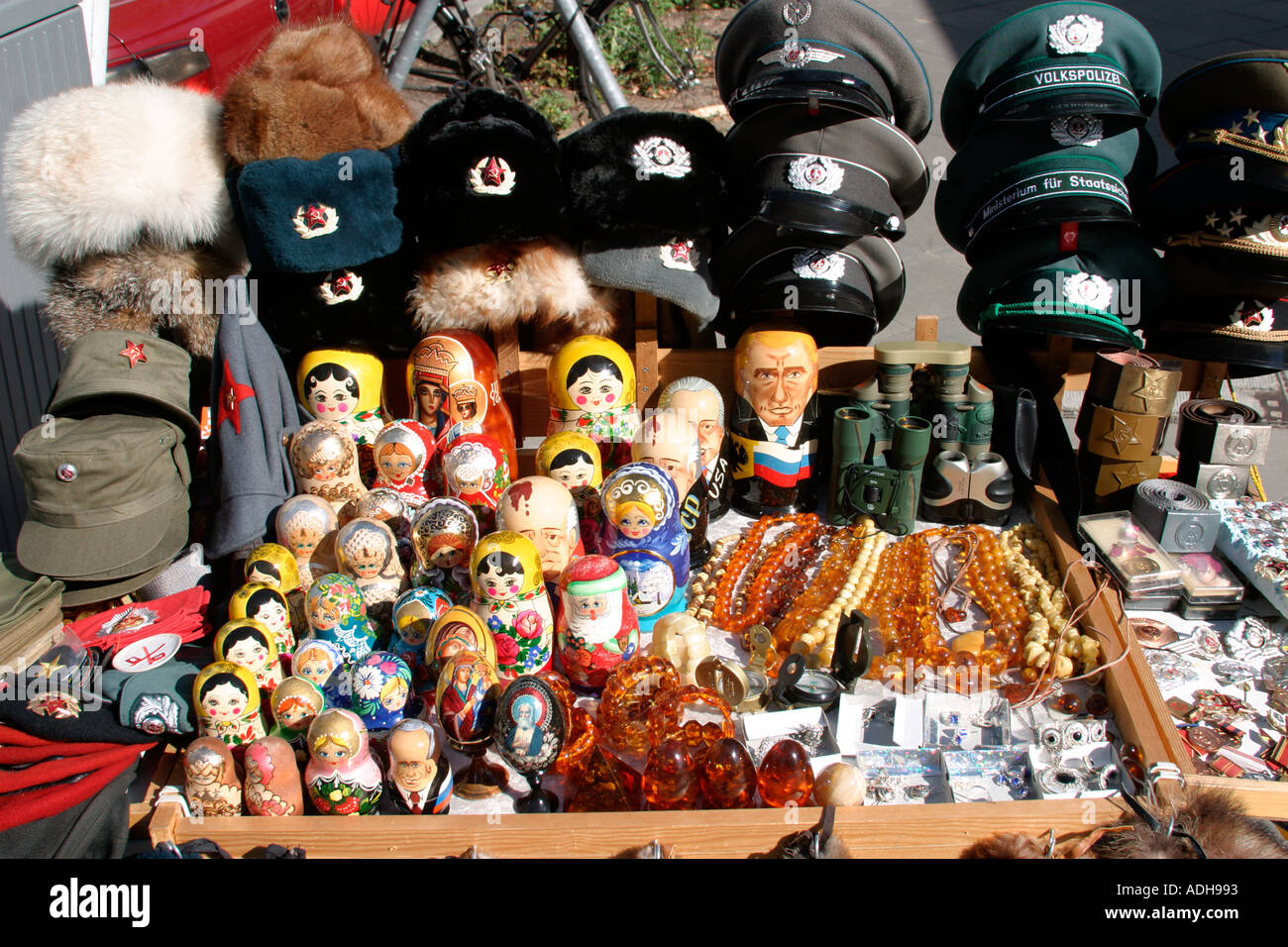 Russische souvenirs -Fotos und -Bildmaterial in hoher Auflösung – Alamy