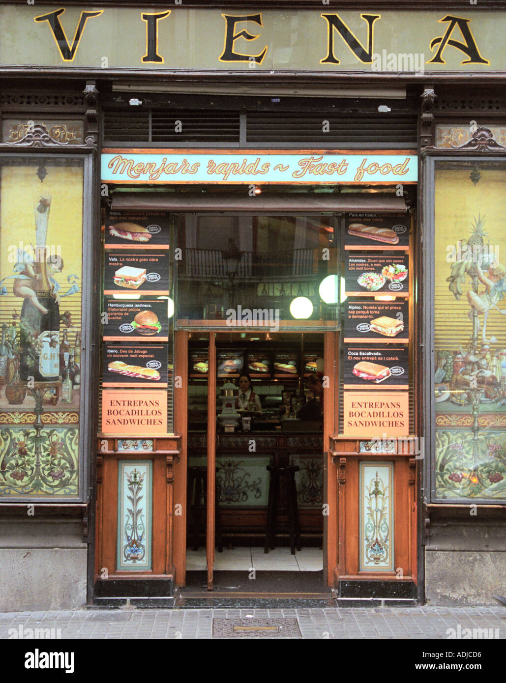 Restaurant die ramblas -Fotos und -Bildmaterial in hoher Auflösung – Alamy