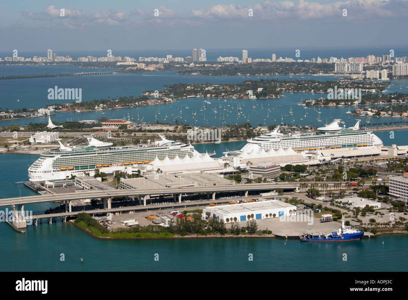 Miami Florida, Biscayne Bay Water, Hafen von Miami, Kreuzfahrt-Schiffe ...