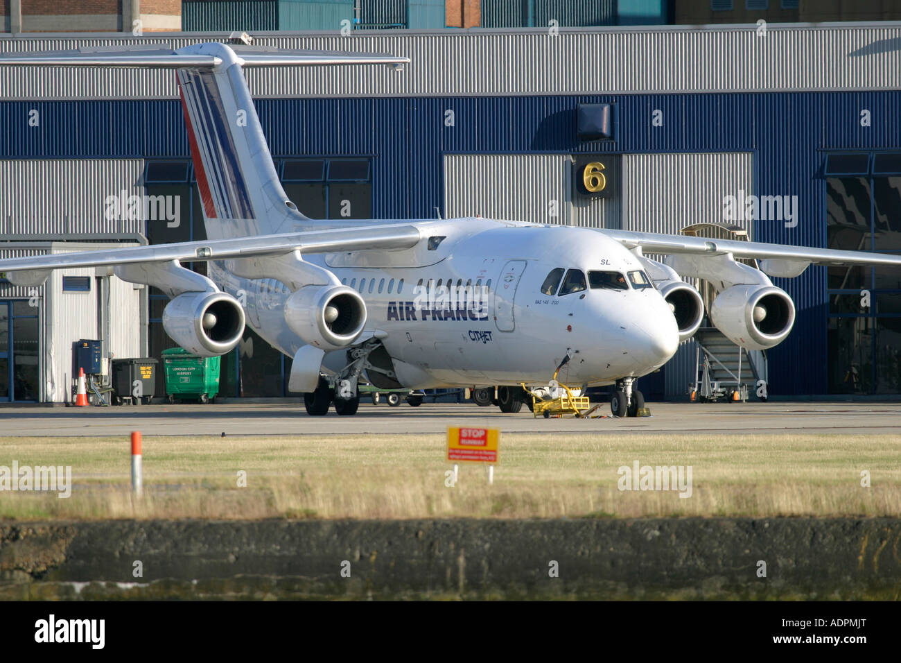 Britische luft und raumfahrt bae 146 200 -Fotos und -Bildmaterial in hoher Auflösung – Alamy