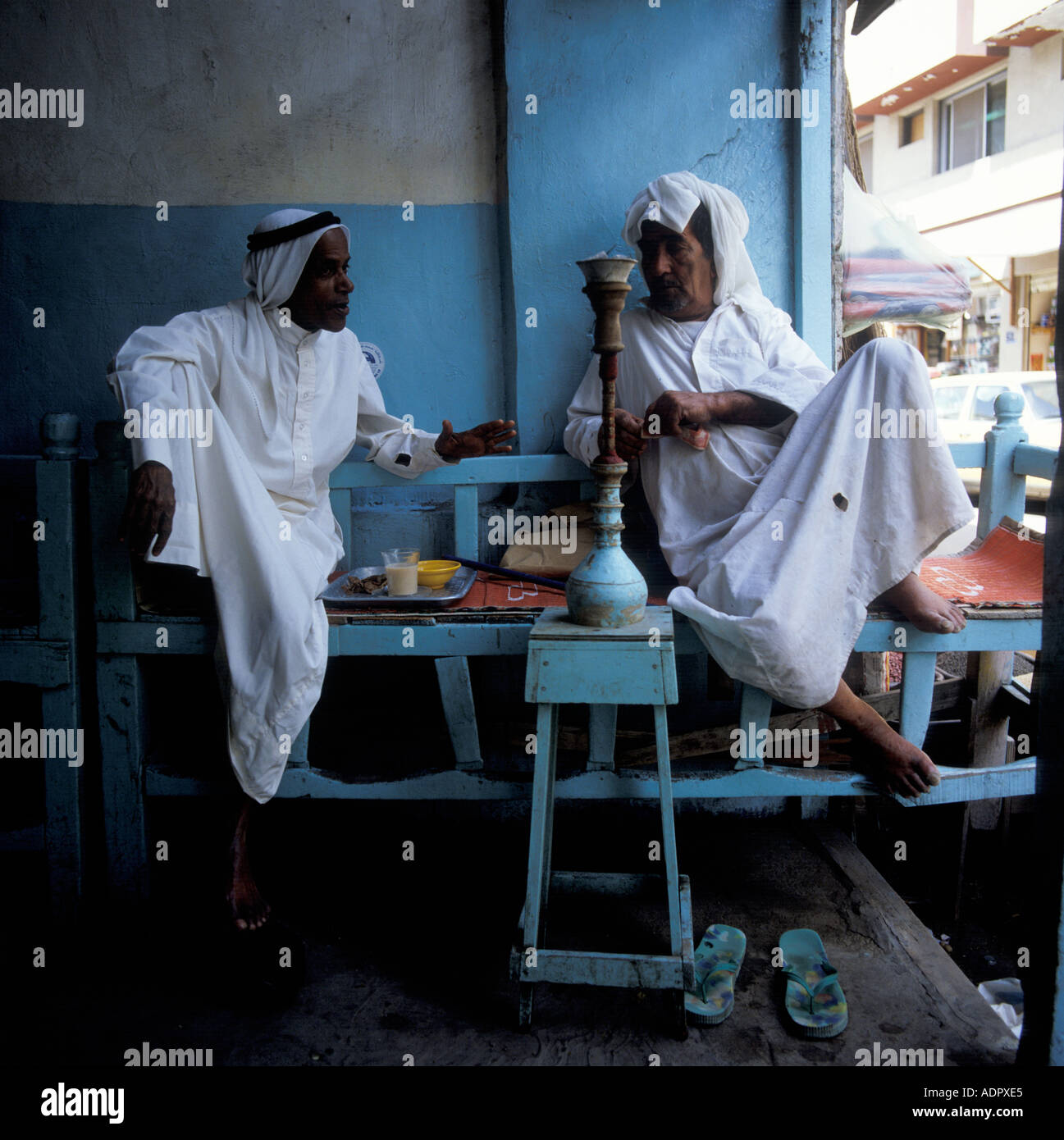 Hubble bubble -Fotos und -Bildmaterial in hoher Auflösung – Alamy