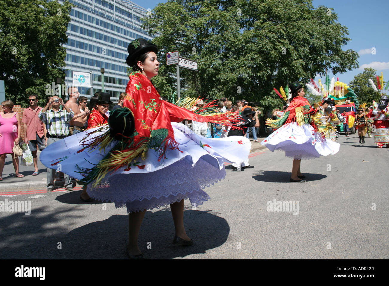 Musiker beim carnaval del pueblo -Fotos und -Bildmaterial in hoher ...