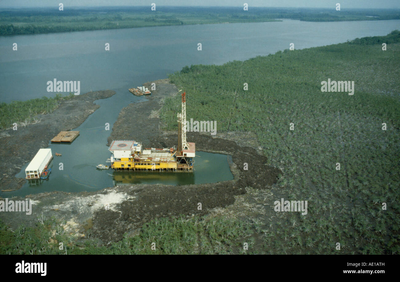 Nigeria oil -Fotos und -Bildmaterial in hoher Auflösung – Alamy
