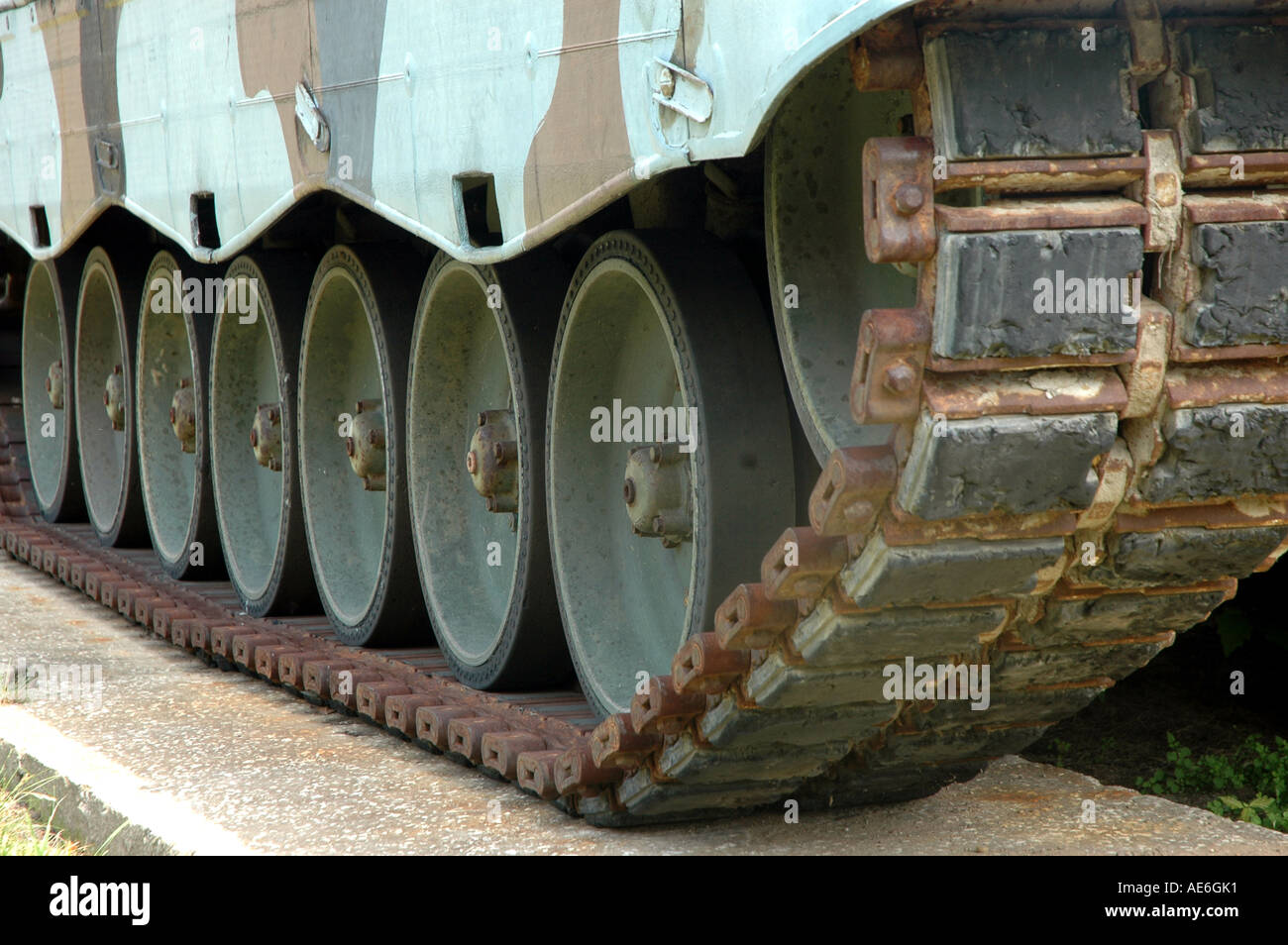 Deutscher Panzer Leopard 1A4 Kaliber 105 mm Stockfotografie - Alamy
