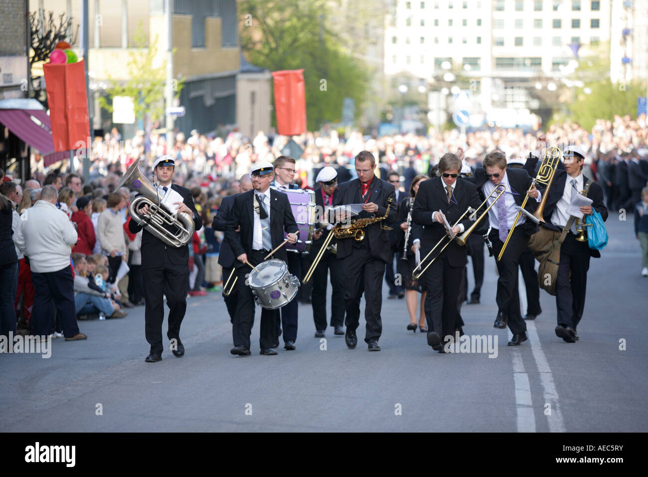 Strassenmusik -Fotos und -Bildmaterial in hoher Auflösung – Alamy