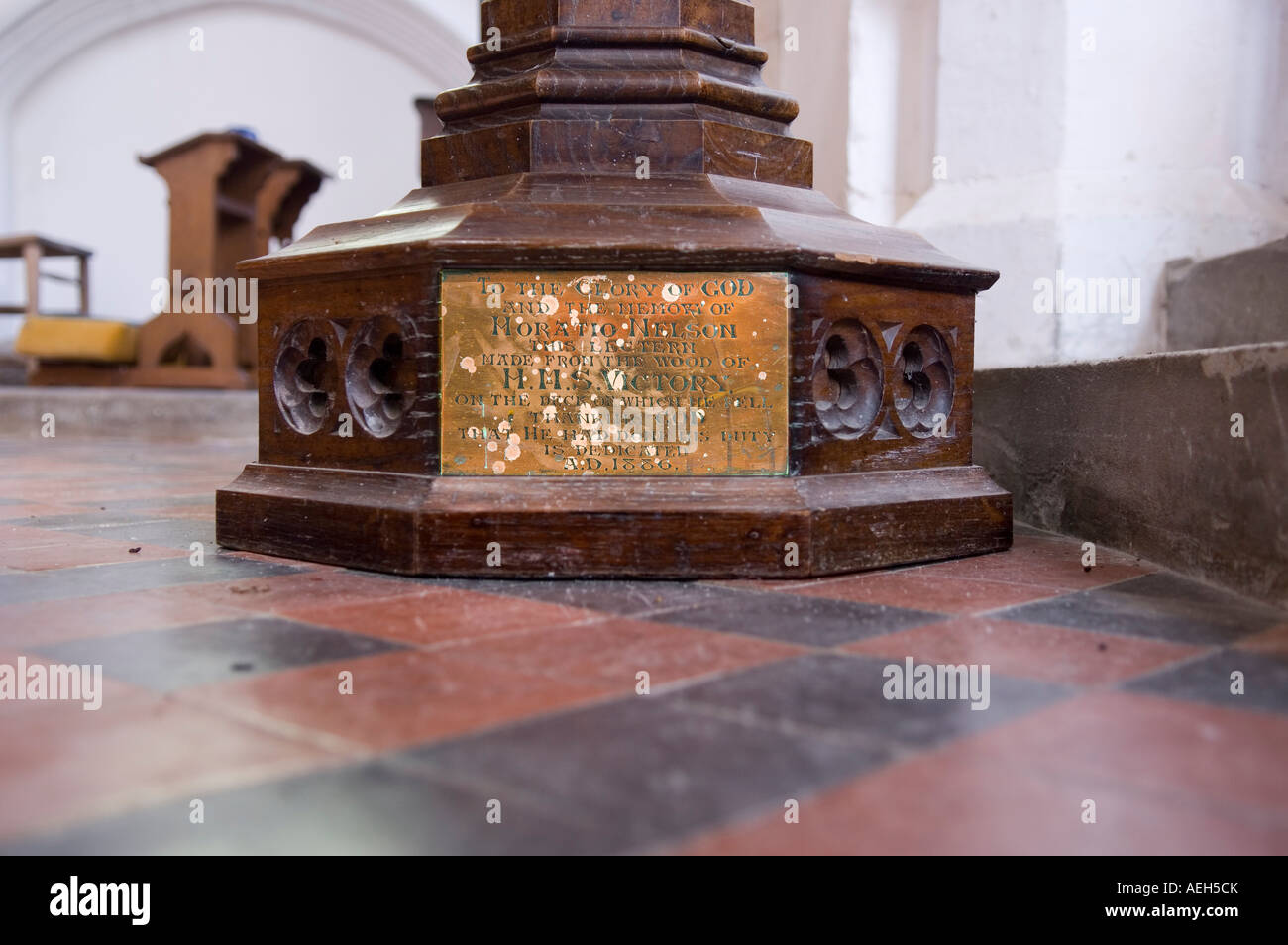 Rednerpult kirche -Fotos und -Bildmaterial in hoher Auflösung – Alamy
