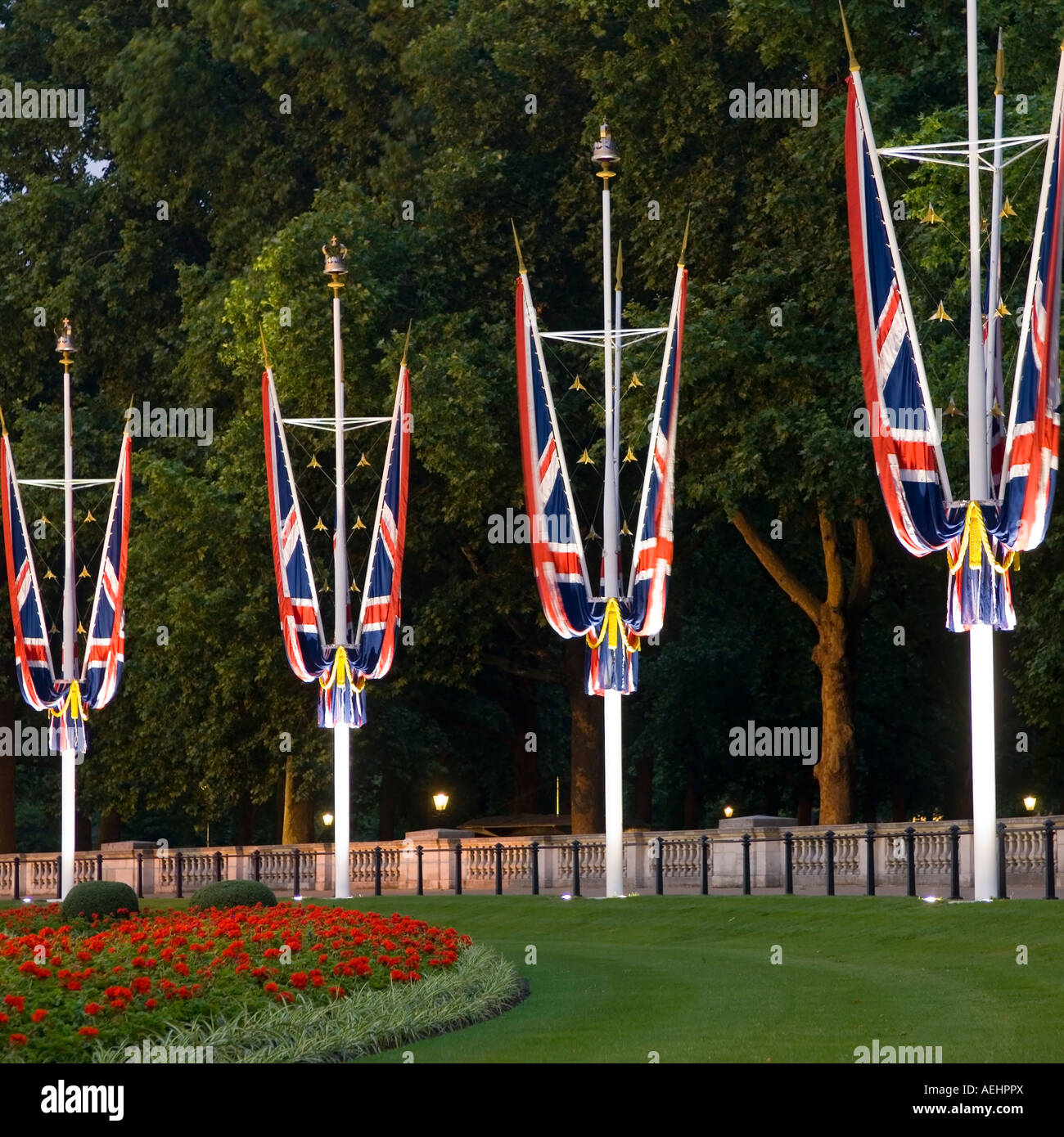 Gb london buckingham palace night -Fotos und -Bildmaterial in hoher ...