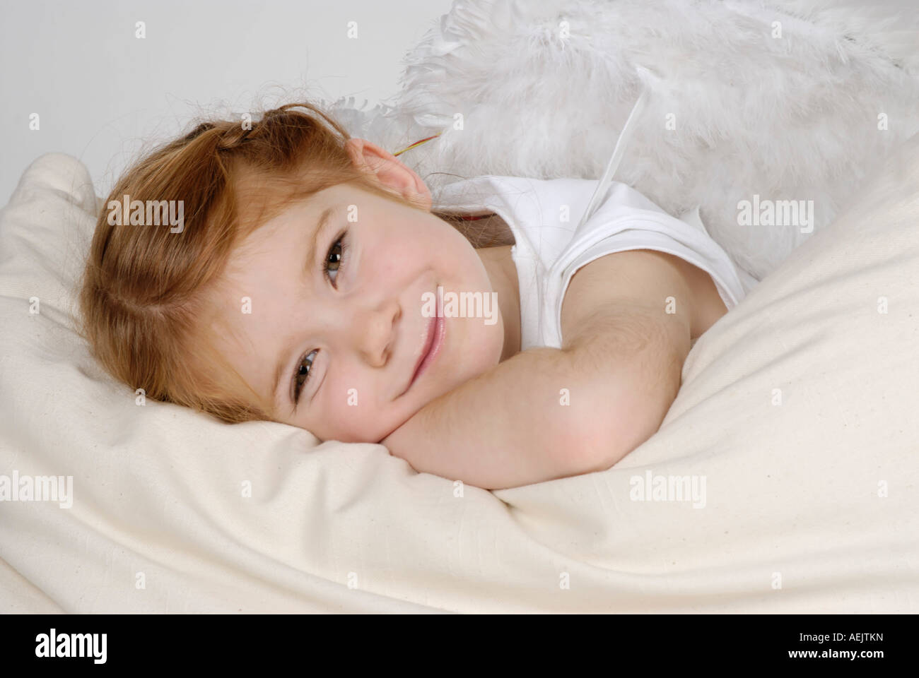 Engel weihnachten freie fotos -Fotos und -Bildmaterial in hoher ...