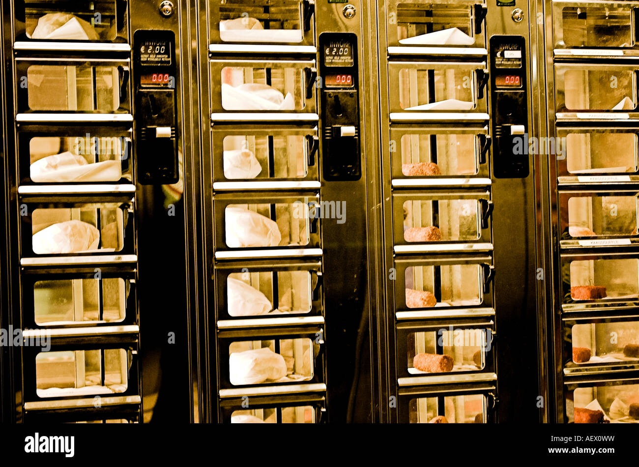 Febo fastfood vending machine -Fotos und -Bildmaterial in hoher ...