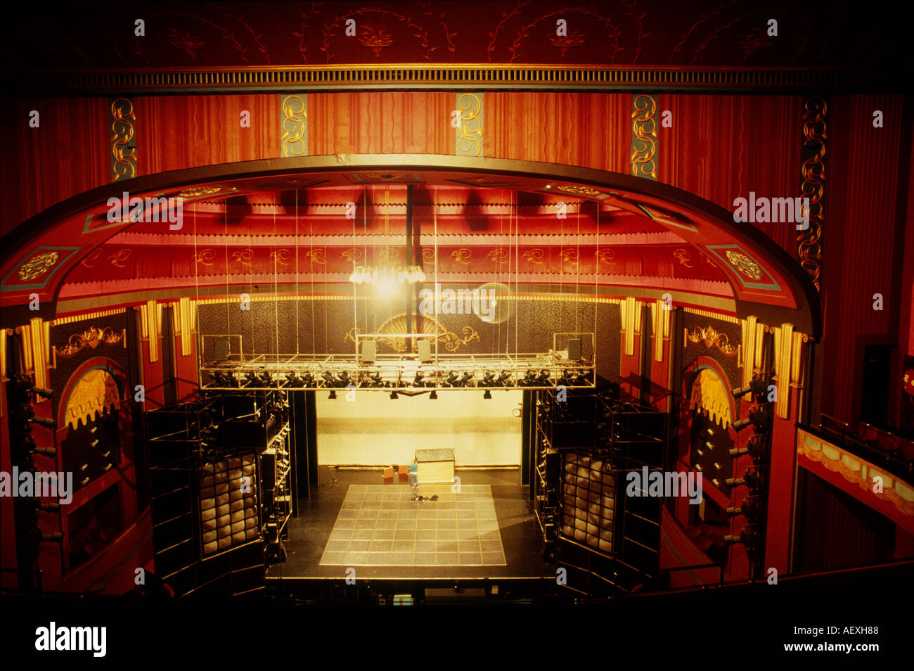 Das prinz edward theater -Fotos und -Bildmaterial in hoher Auflösung ...