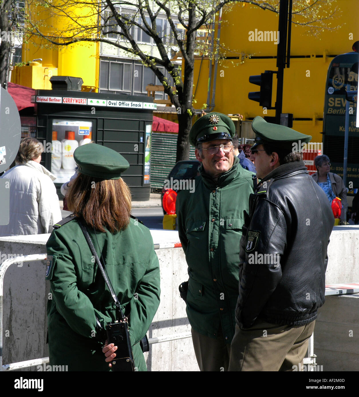 Berliner bereitschaftspolizei -Fotos und -Bildmaterial in hoher ...