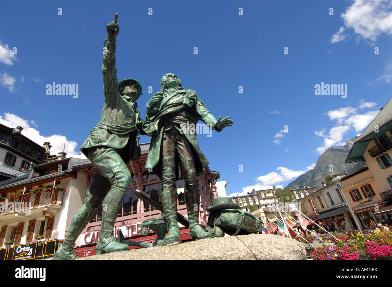 Monument jacques balmat chamonix mont blanc french -Fotos und ...