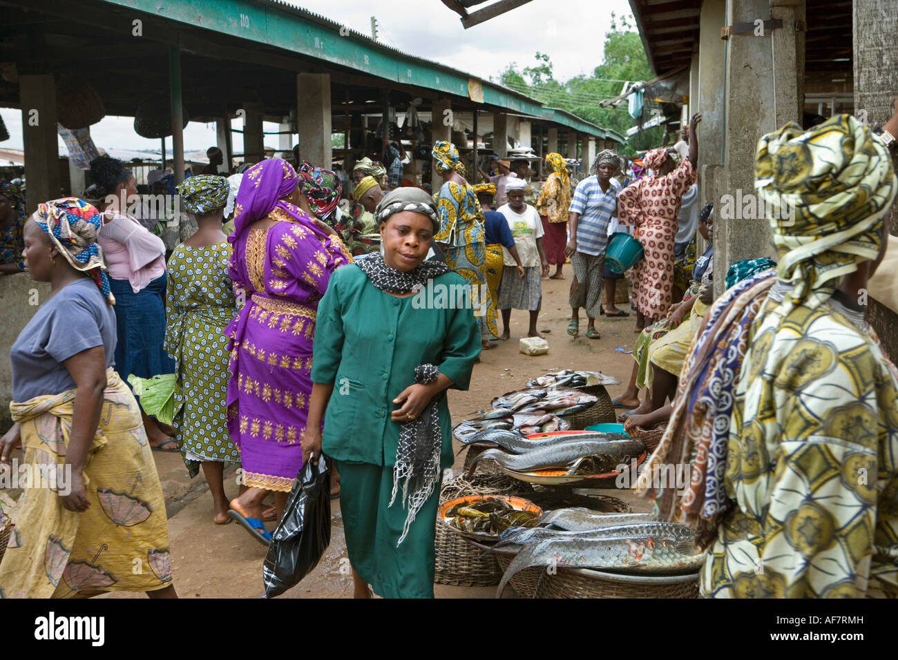 Lagos Fish Market Stockfotos & Lagos Fish Market Bilder - Alamy