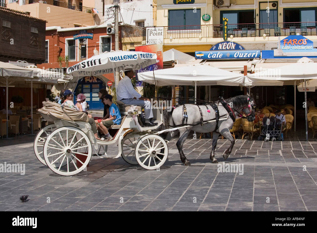 Fahrt mit der Kutsche in der Altstadt von Rethymno auf Kreta ...