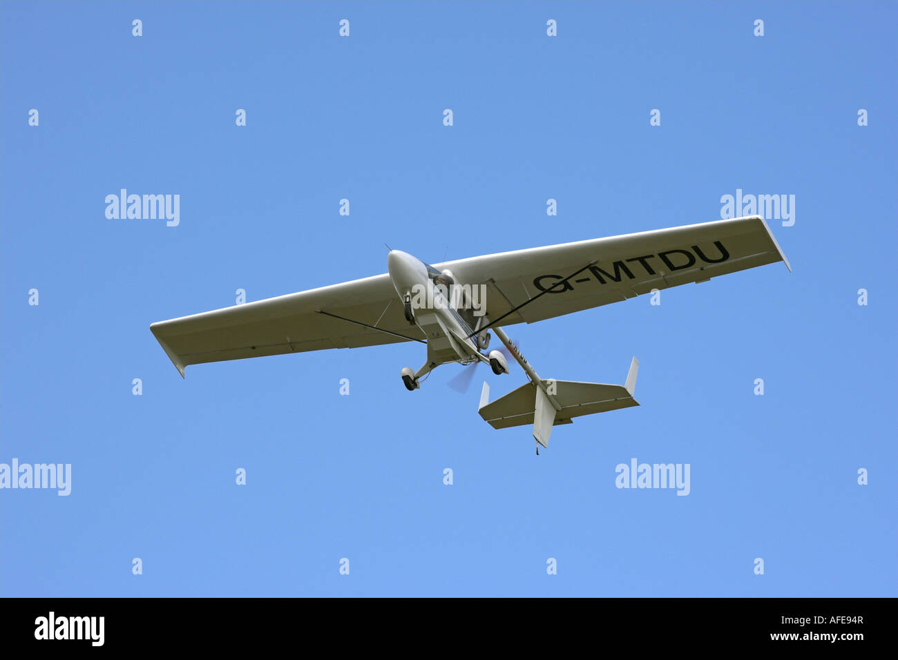 Cfm shadow cd -Fotos und -Bildmaterial in hoher Auflösung – Alamy