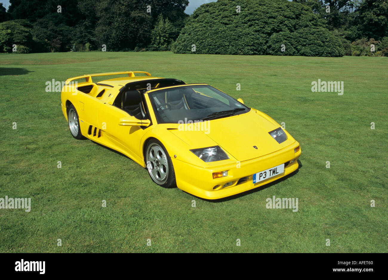 Lamborghini der 90er jahre -Fotos und -Bildmaterial in hoher Auflösung ...