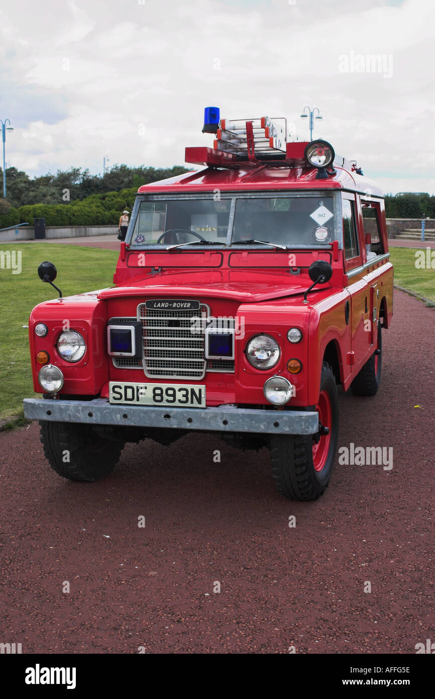Altes feuerwehrfahrzeug -Fotos und -Bildmaterial in hoher Auflösung – Alamy