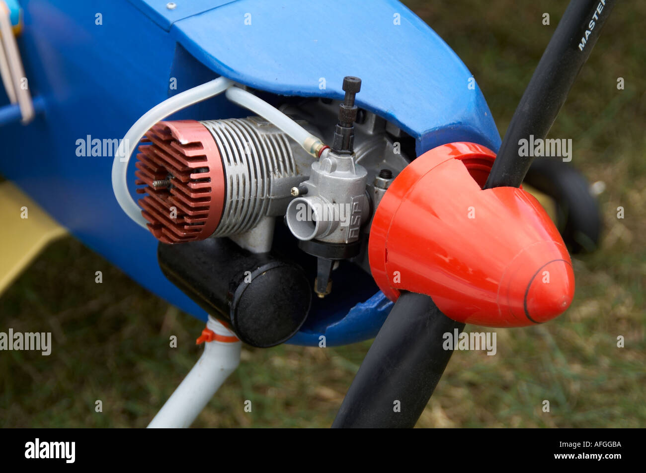 Zweitakt-Benzin-Motor verwendet, um ein Modell Flugzeug Lärm macht Buzz ...