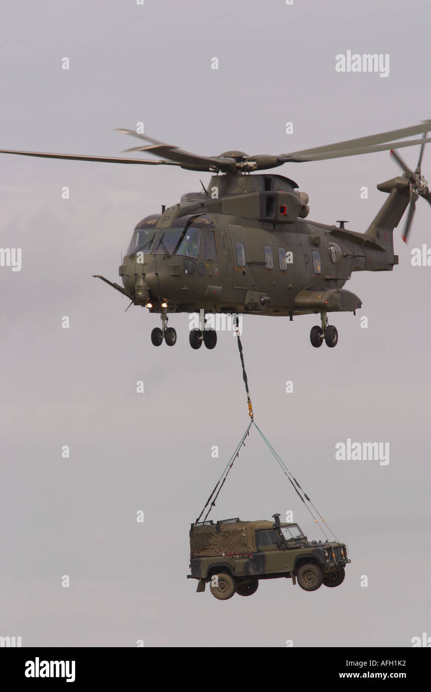 Eh 101 merlin hubschrauber -Fotos und -Bildmaterial in hoher Auflösung ...