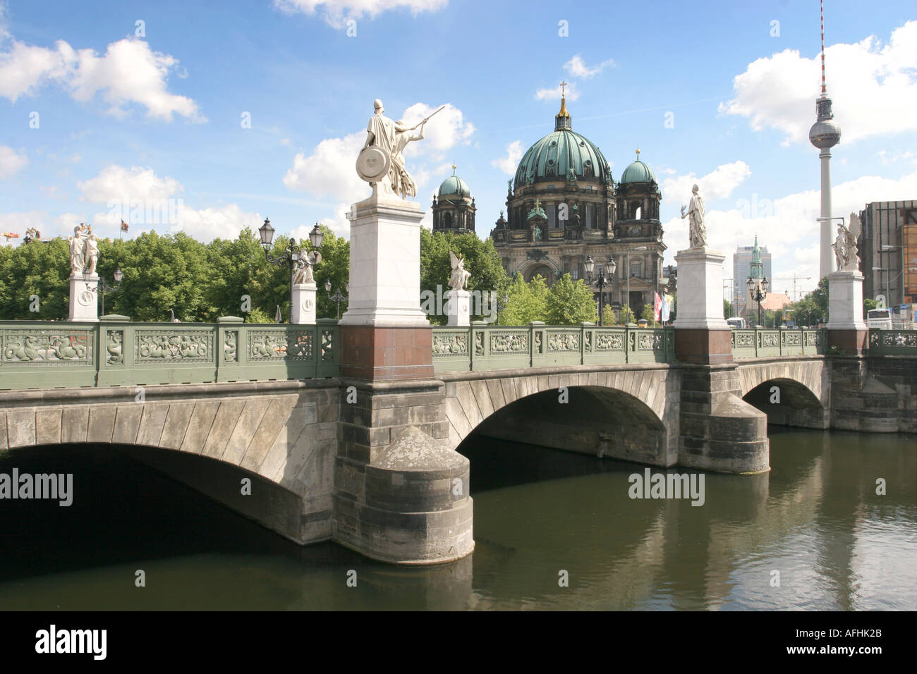 Schlossbrücke und Berliner Dom Berlin Stockfotografie - Alamy
