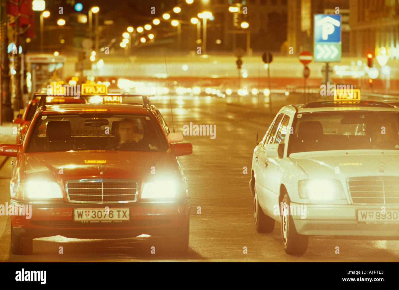 Wien taxiverkehr -Fotos und -Bildmaterial in hoher Auflösung – Alamy
