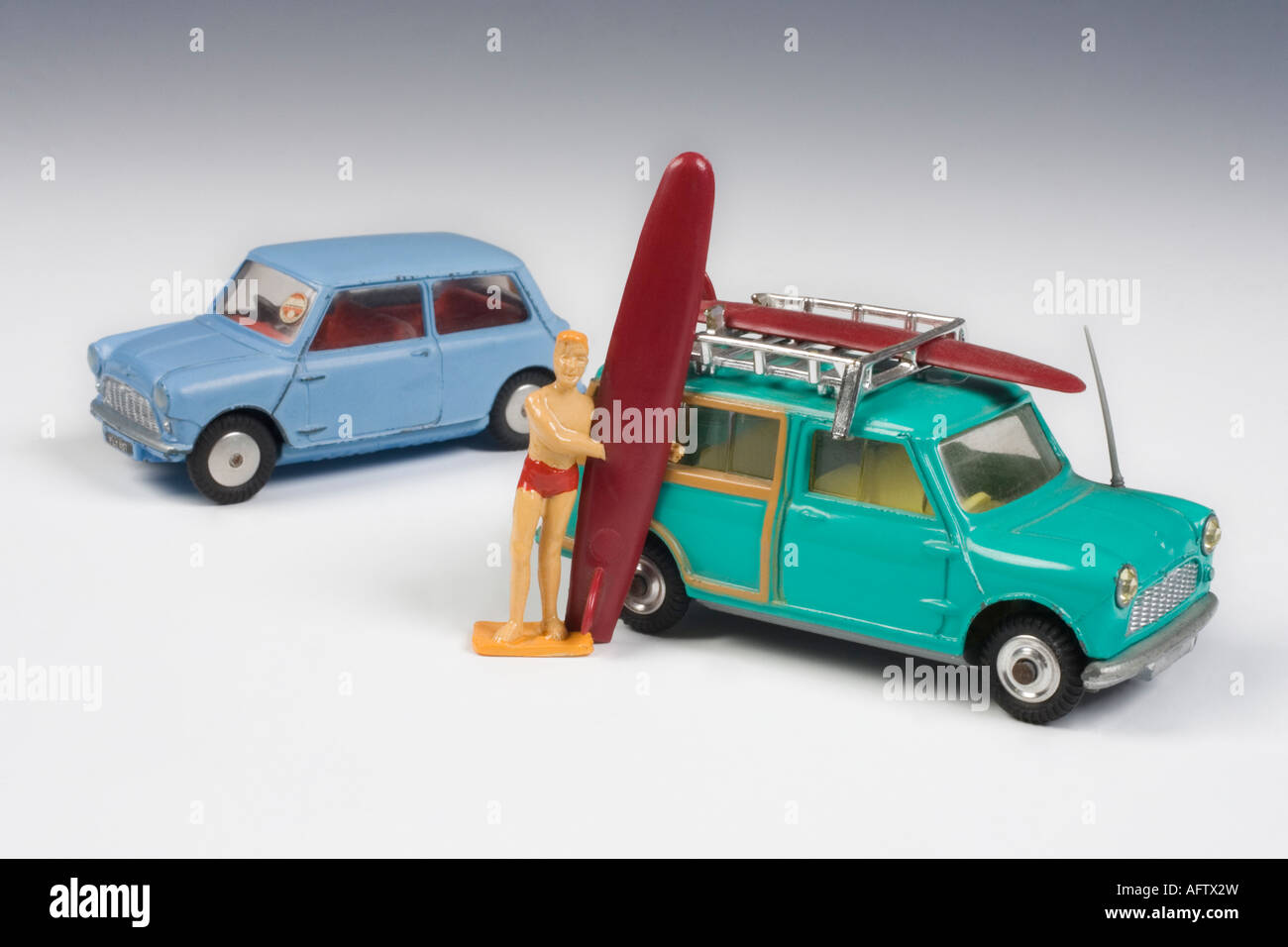 Austin 7 Cooper Countryman Surfer. Corgis Diecast Modell no.485 1965 ...