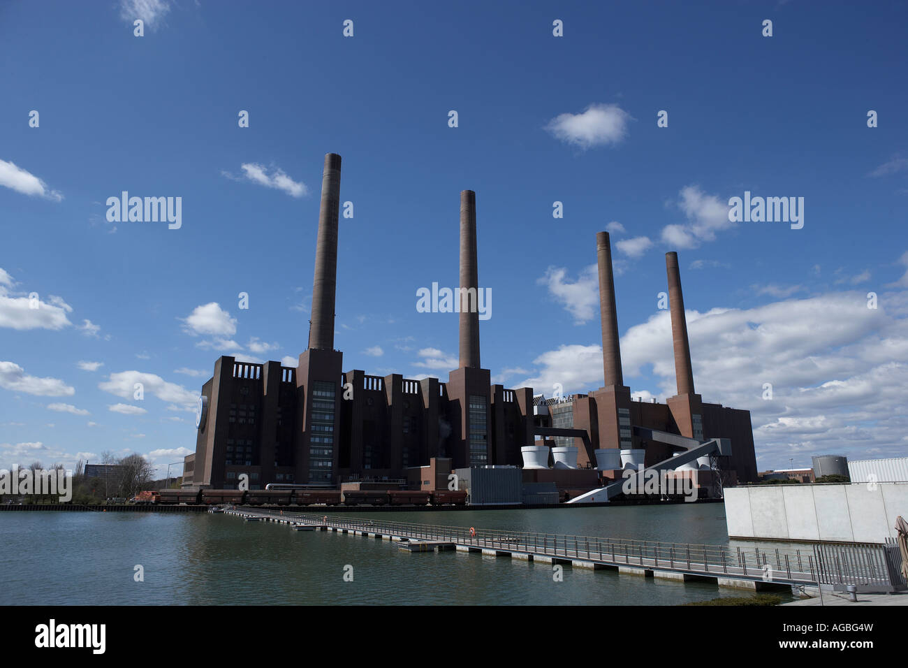 Volkswagen wolfsburg -Fotos und -Bildmaterial in hoher Auflösung – Alamy
