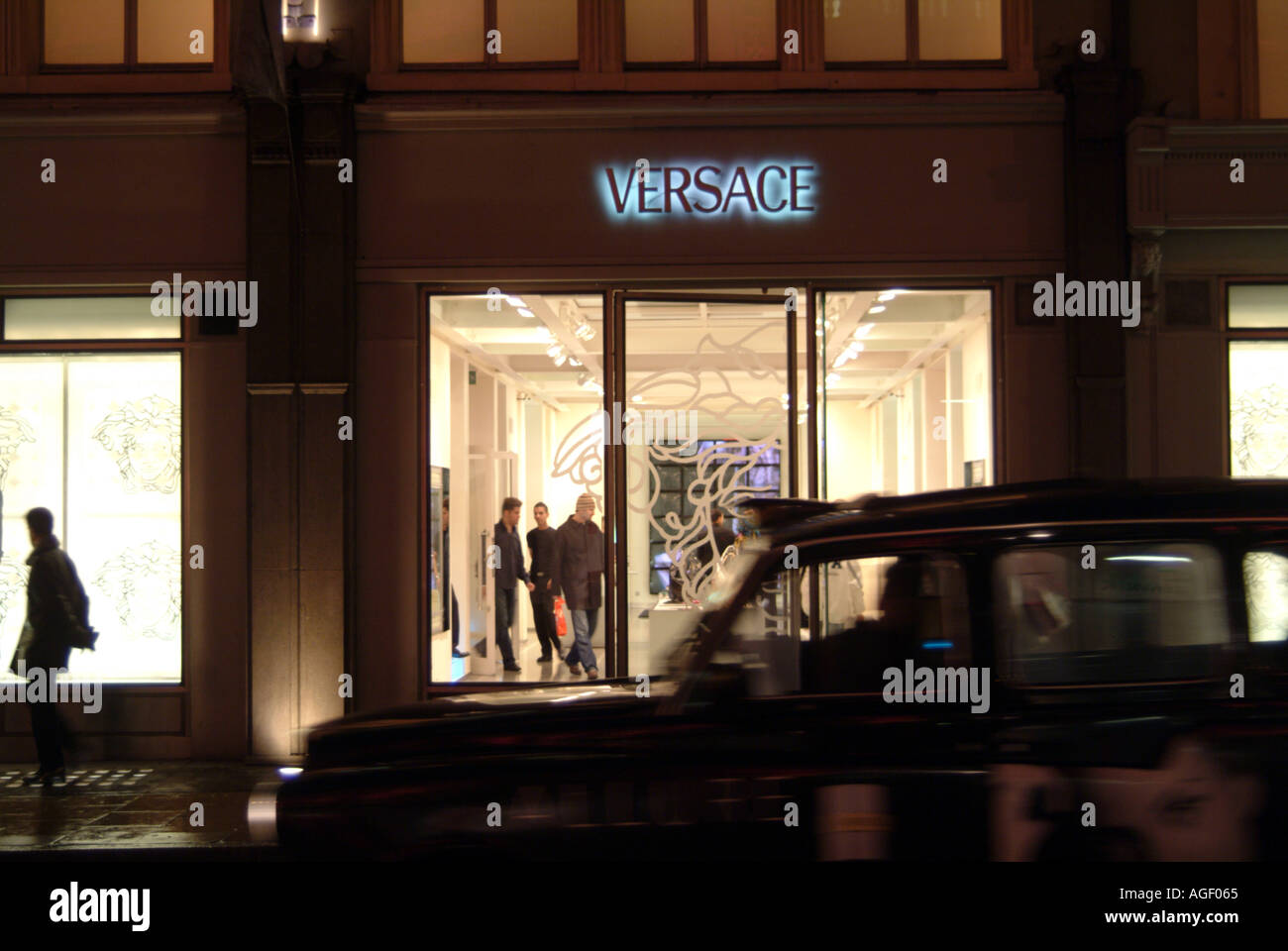 London bond street shop versace -Fotos und -Bildmaterial in hoher ...