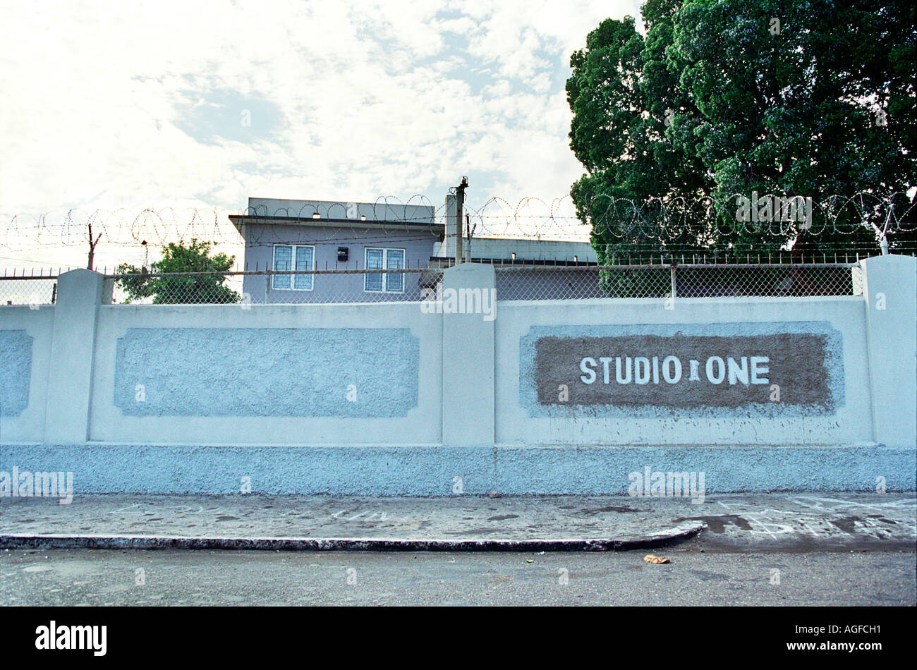 Studio one jamaica -Fotos und -Bildmaterial in hoher Auflösung – Alamy