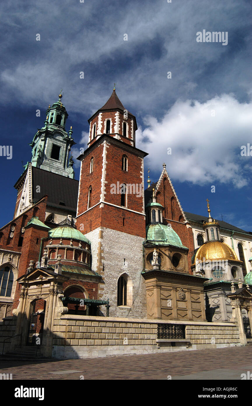 Spirituelle wahrzeichen polen -Fotos und -Bildmaterial in hoher Auflösung – Alamy