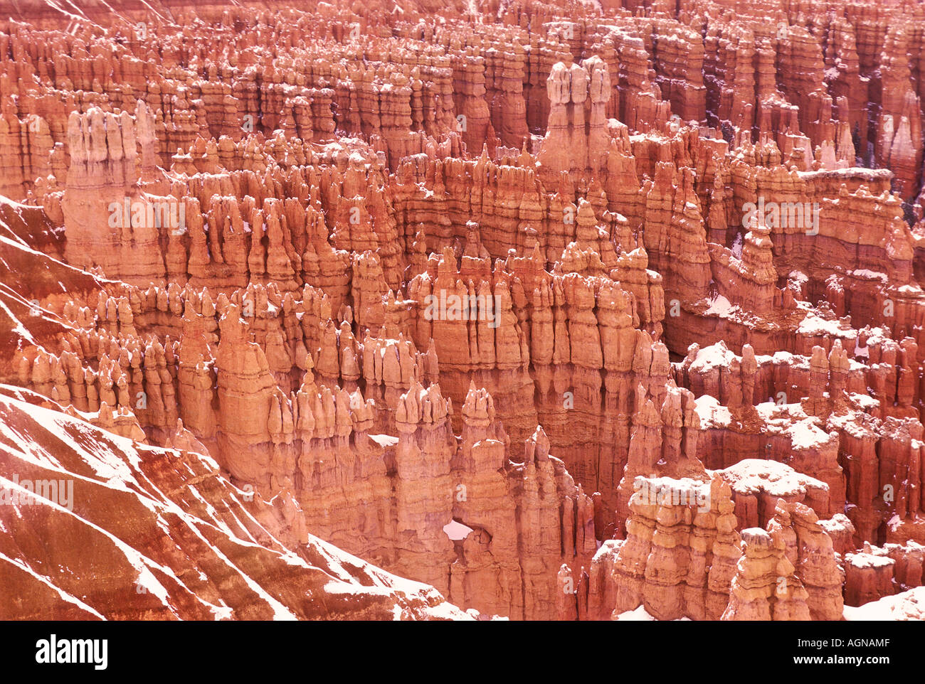 Landforms of erosion -Fotos und -Bildmaterial in hoher Auflösung – Alamy