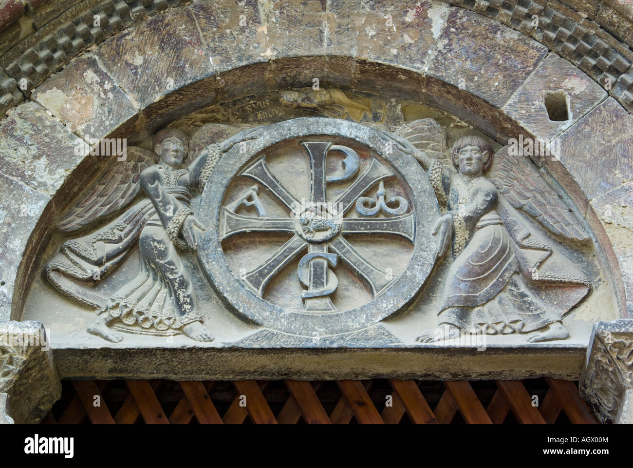 Romanisches tympanon -Fotos und -Bildmaterial in hoher Auflösung – Alamy