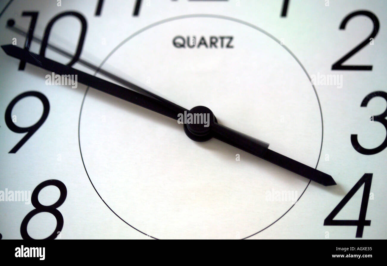Vierzeiger uhr -Fotos und -Bildmaterial in hoher Auflösung – Alamy