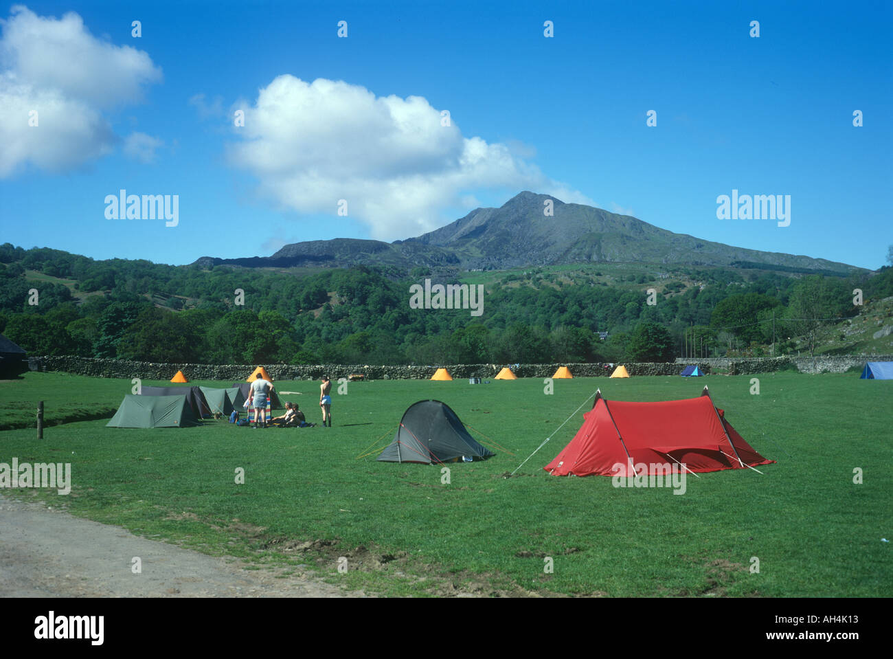 Campingplatz in der Nähe von Capel Curig Moel Siabod hinter Snowdonia ...