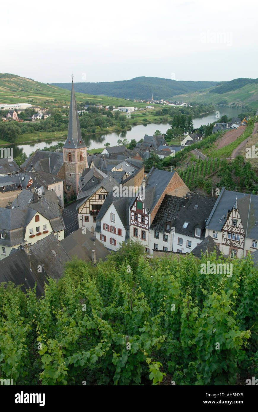 Urzig mosel deutschland -Fotos und -Bildmaterial in hoher Auflösung – Alamy