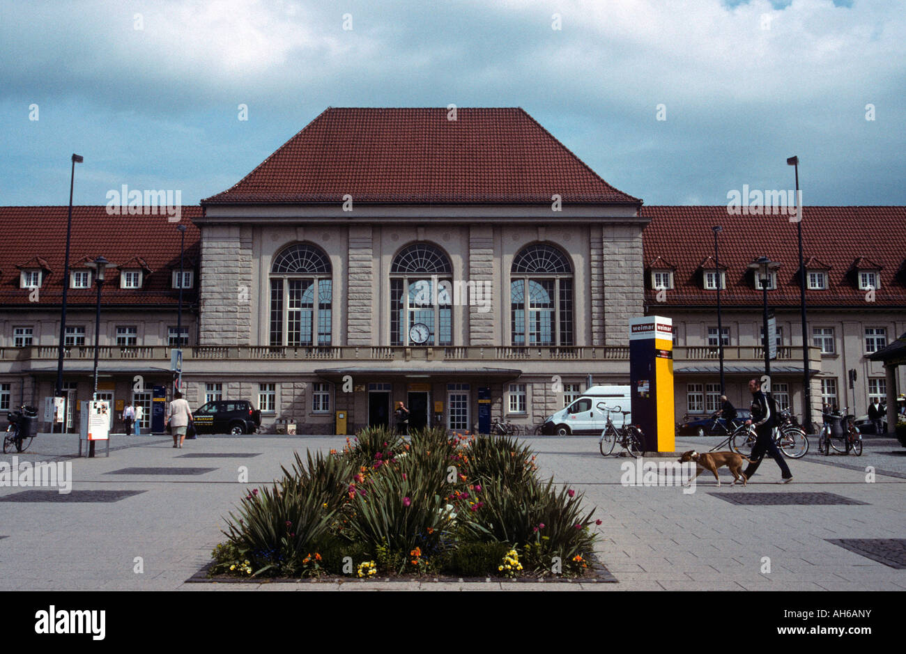 Schone Bahnhof Weimar Geschafte Fotos