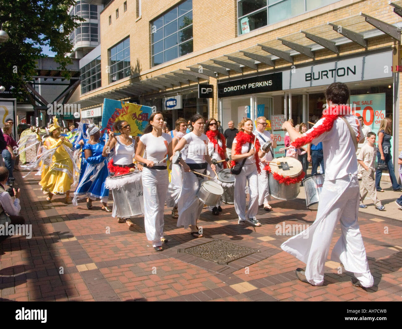 Geburtstags parade -Fotos und -Bildmaterial in hoher Auflösung - Seite ...