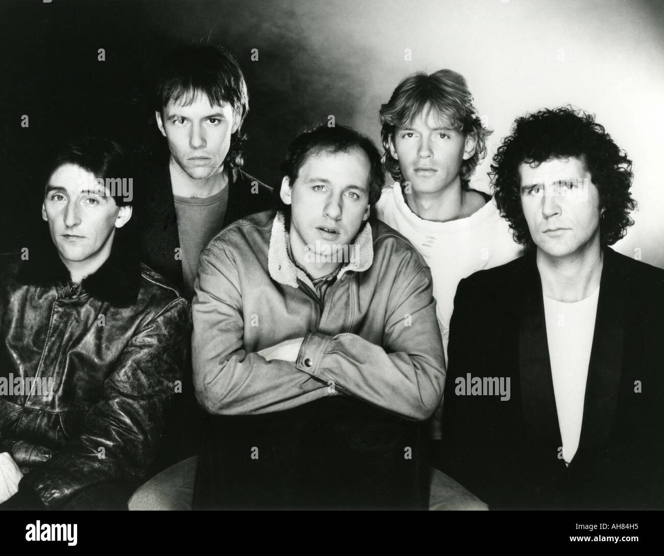 Dire straits illsley -Fotos und -Bildmaterial in hoher Auflösung – Alamy