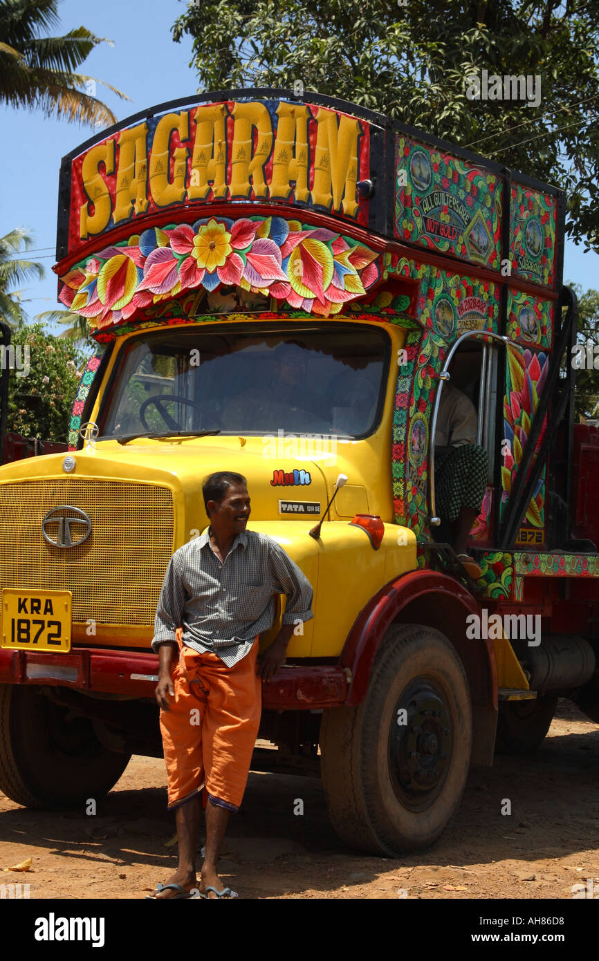 Transport trucks kerala india -Fotos und -Bildmaterial in hoher ...