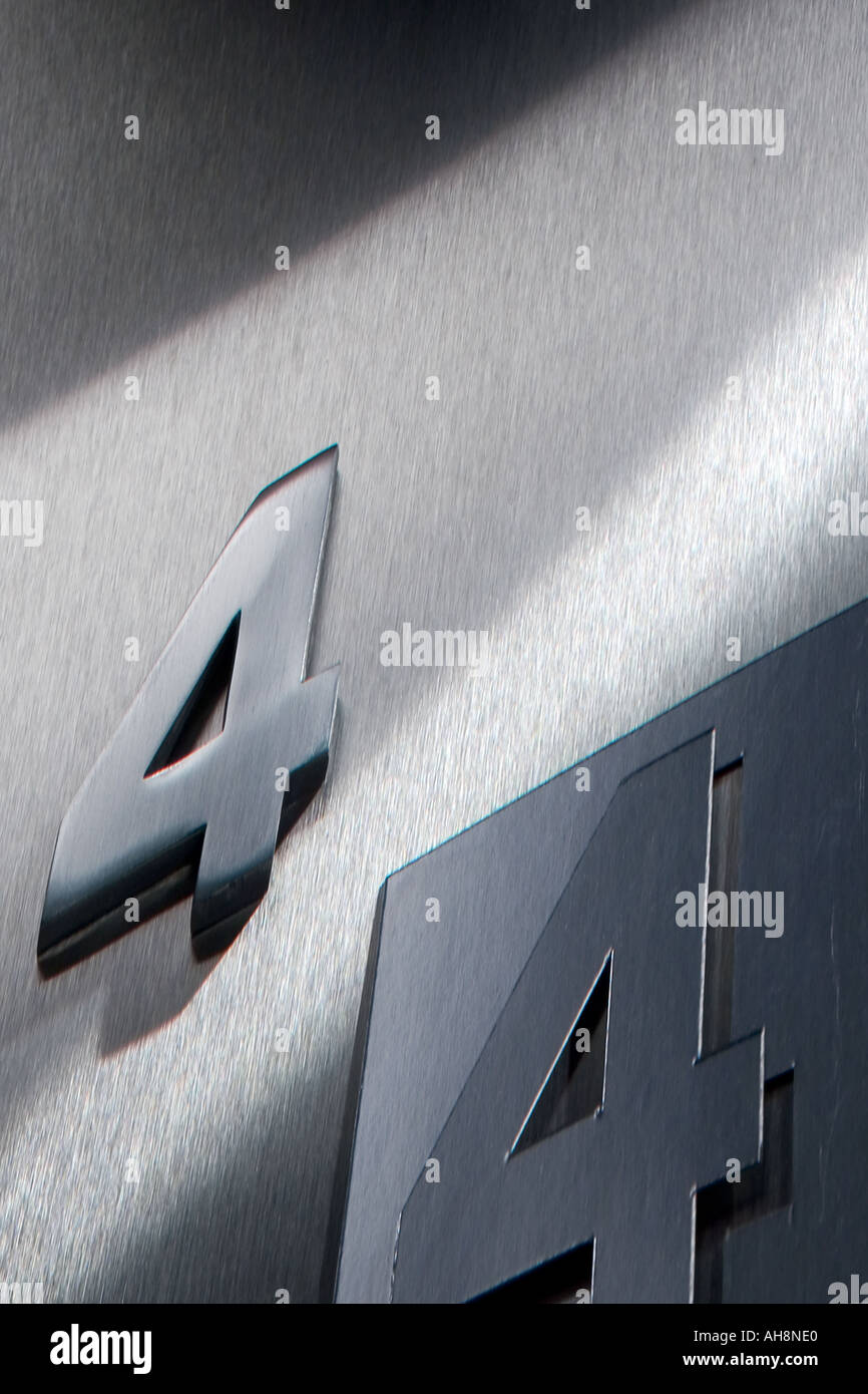 Vier metall -Fotos und -Bildmaterial in hoher Auflösung – Alamy