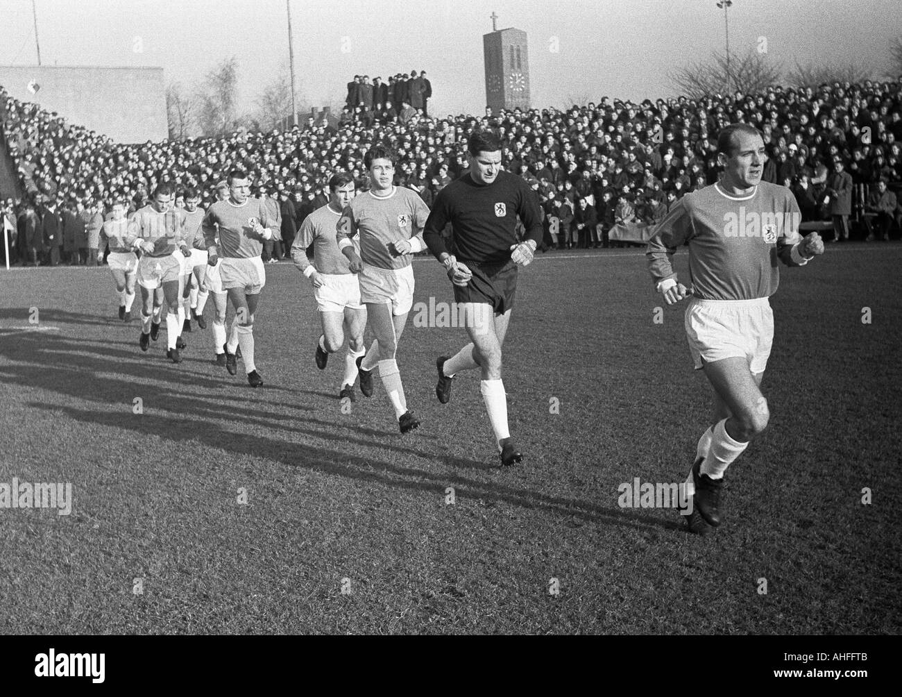Fußball, Bundesliga, 1965/1966, Borussia Moenchengladbach gegen TSV ...